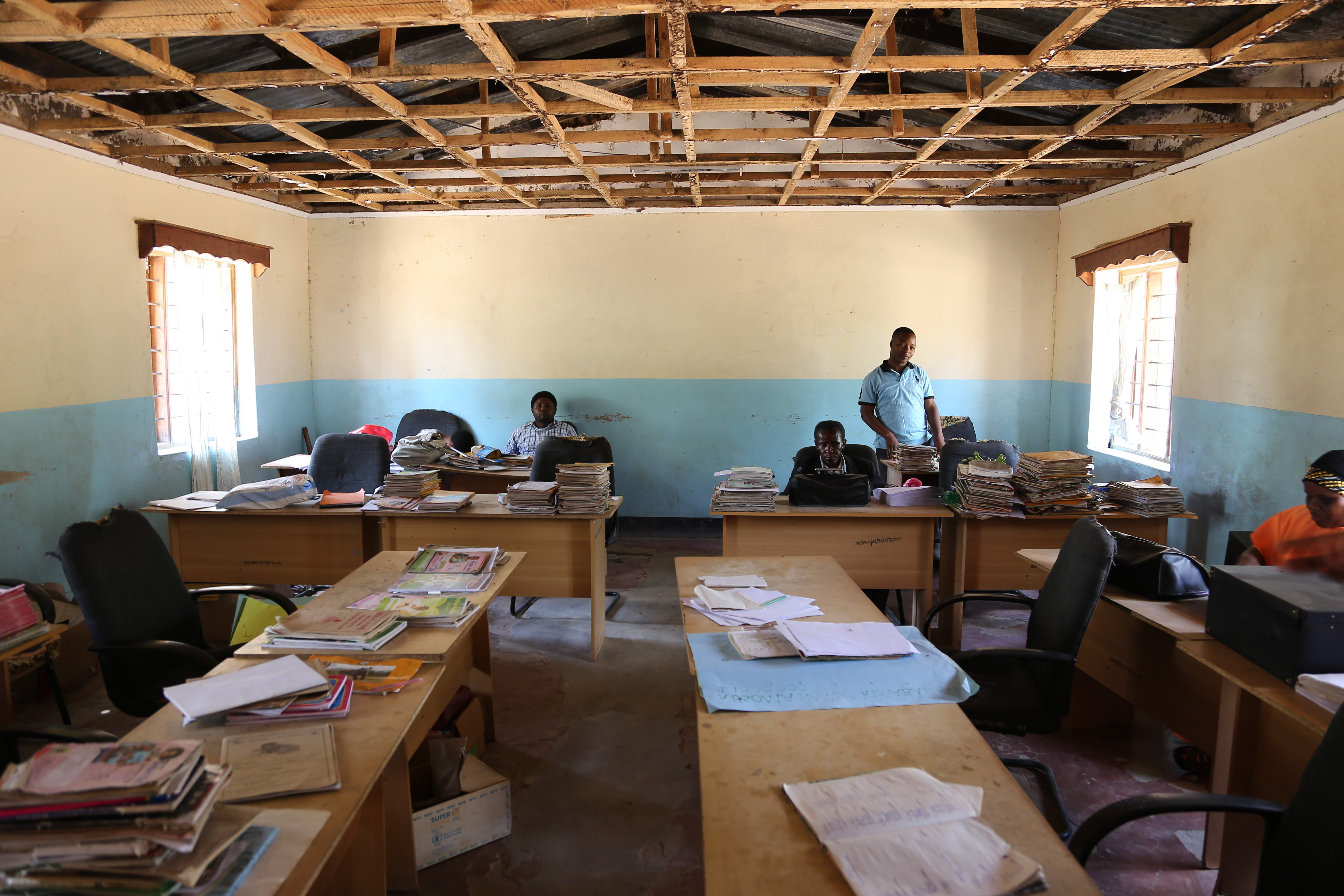 Schoolkids Light - Ikungi Integrated Primary School